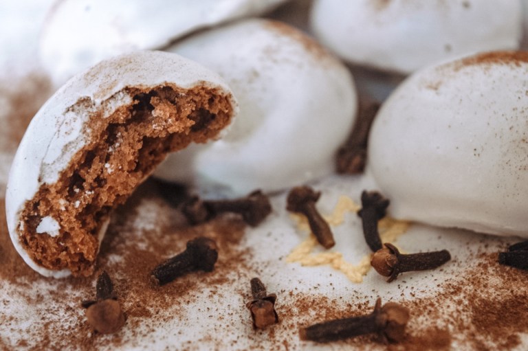 Pfeffernüsse: German Iced Gingerbread Christmas Cookies… – One German ...