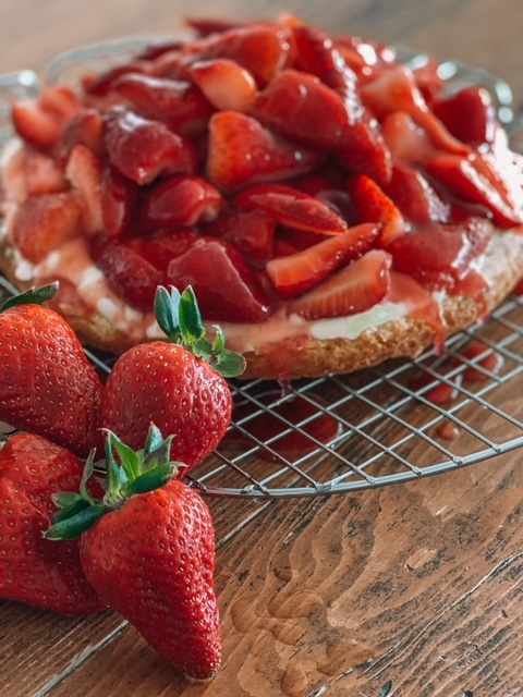 Erdbeersaison: Germany’s Favorite Summer Fruit Season… – One German ...